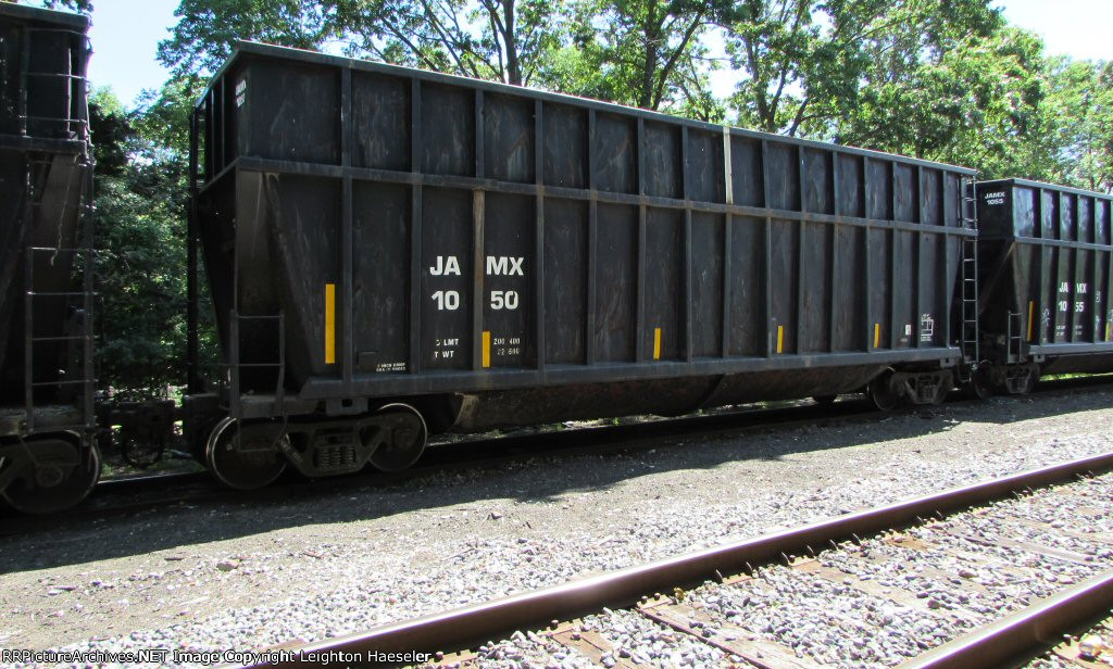 JAMX 1050 (ex-CTWX 2008, )FCX 19104, UFIX 19104)